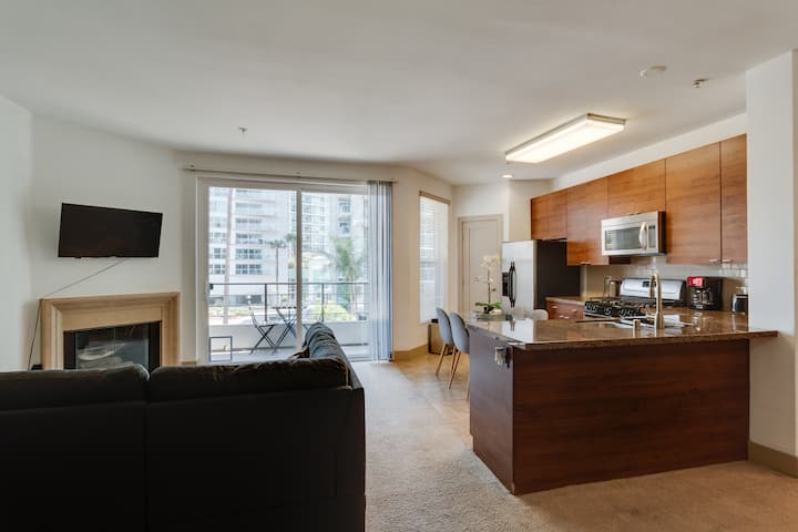 1 Bedroom In Marina With Pool & Gym & Free Parking - SoFi Stadium - Inglewood