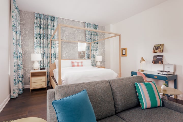 'Mariana' At Lily Hall-a Boutique Hotel - Pensacola, FL