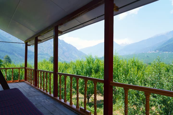 Kathkuni Wooden Orchard House - Baddi