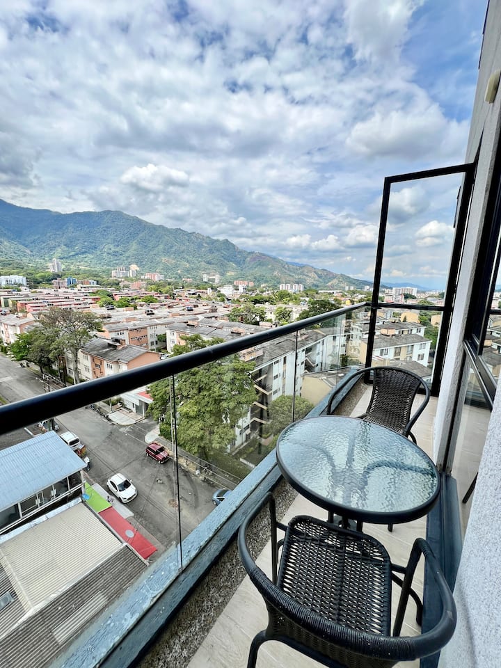 Cómodo Y Agradable Vista Hacia Las Montañas - Ibagué