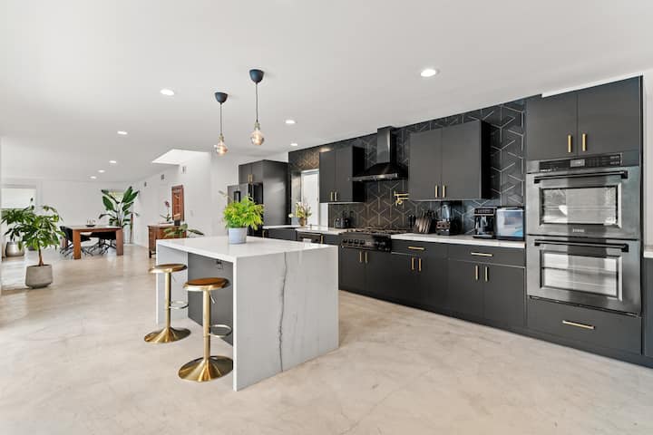 New*zen House-4bed/3bath-private Pool, Sauna, Yard - North Hills - Los Angeles