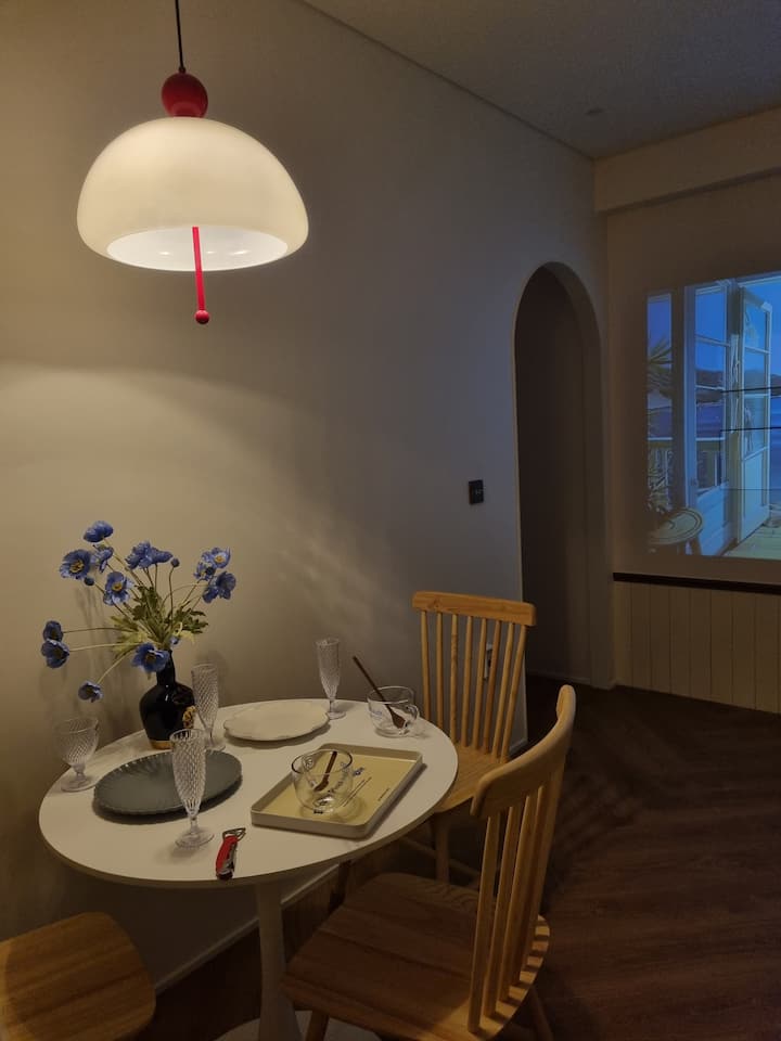 [오픈]동문스테이102호#공항10분#우진해장국#우무#아베베베이커리#동문시장#픽업카페#빔 - Jeju