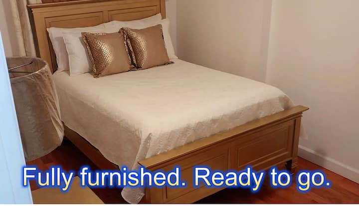 Beautiful, Clean, And Comfortable - Gold - Long Beach, NY