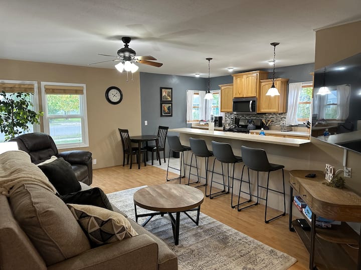 Custer Cottage | Fenced Yard - Lake Elmo State Park, Billings