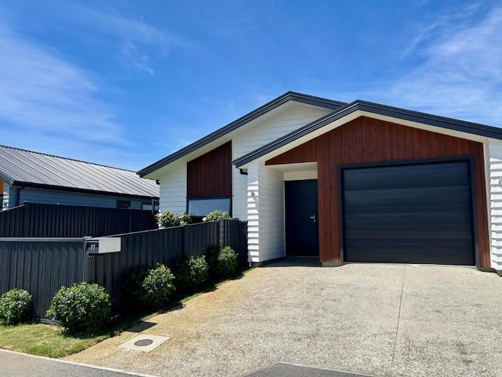 Modern Family Pad In Cromwell - Bannockburn, New Zealand
