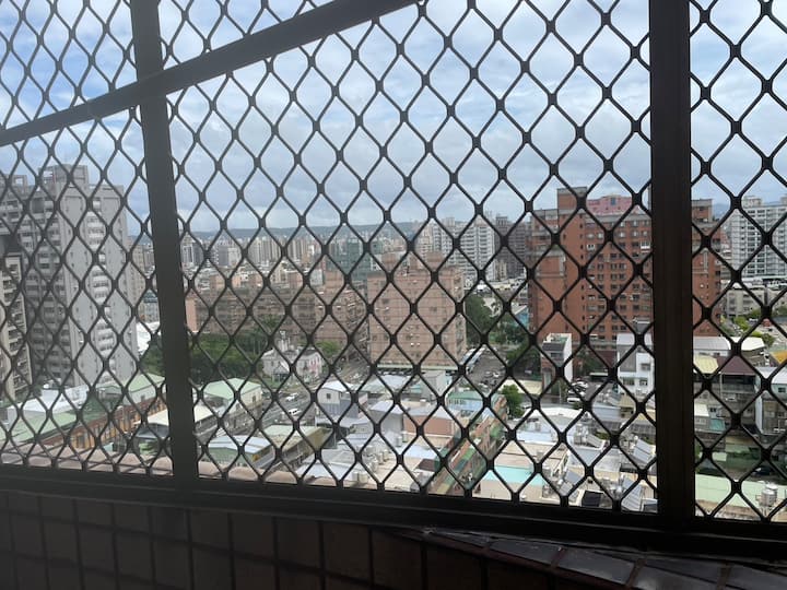 台灣機場旁的好房子 - 大園區