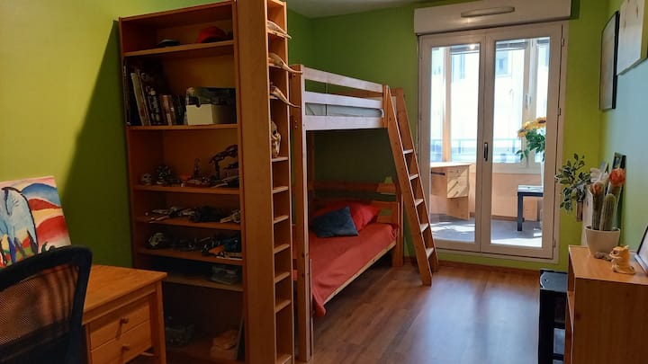 Chambre Lits Superposés Accès Jardin - Lyon