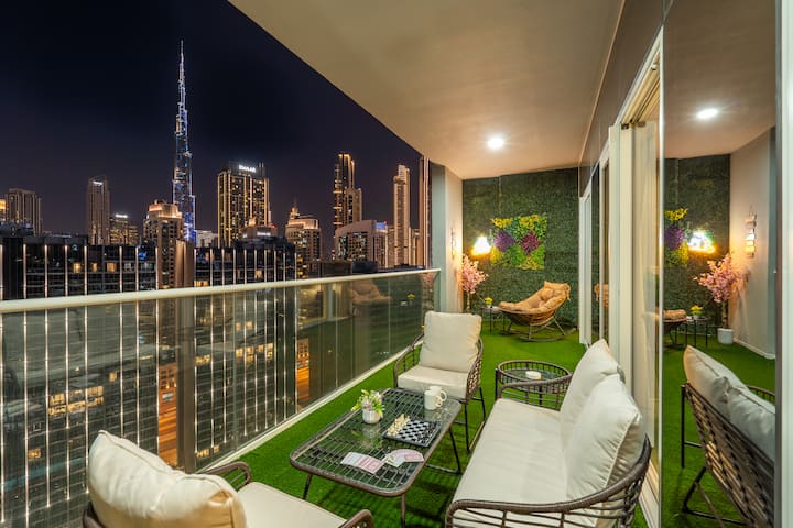 Stunning Burj View  ~ Cozy 2br ~ 5 Min Dubai Mall - Dubai