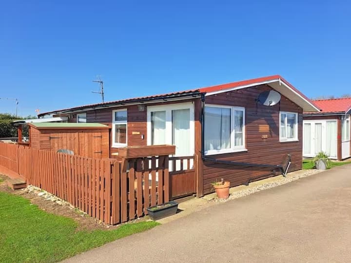 Cosy Chalet Near The Sea. - Bridlington