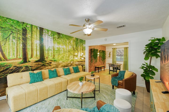 Centrally Located 6bd Home | Bbq | 5 Mins To Fsu - Tallahassee, FL
