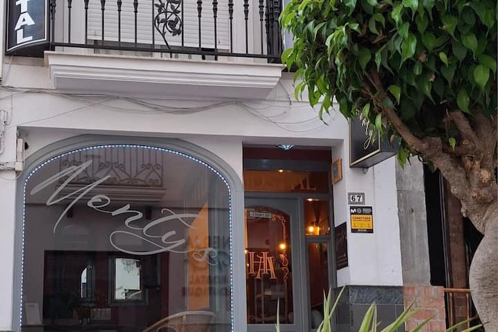 Hostal Montys - Cómpeta