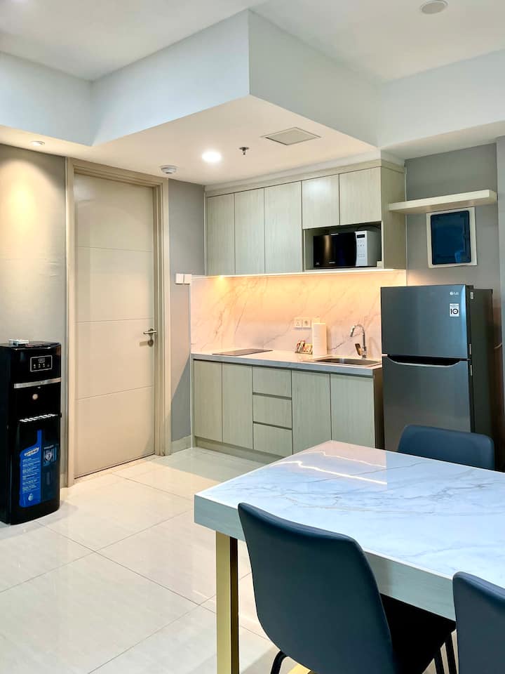 Modern Vibes Apt 2br@pakuwon Mall - Surabaya