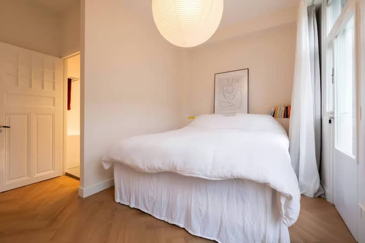 The Dutch Retreat - Amsterdam