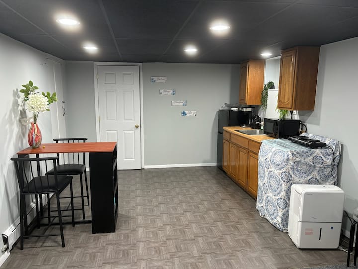 Havenbase Private 2br Basement + Free Parking - Hawthorne, NJ