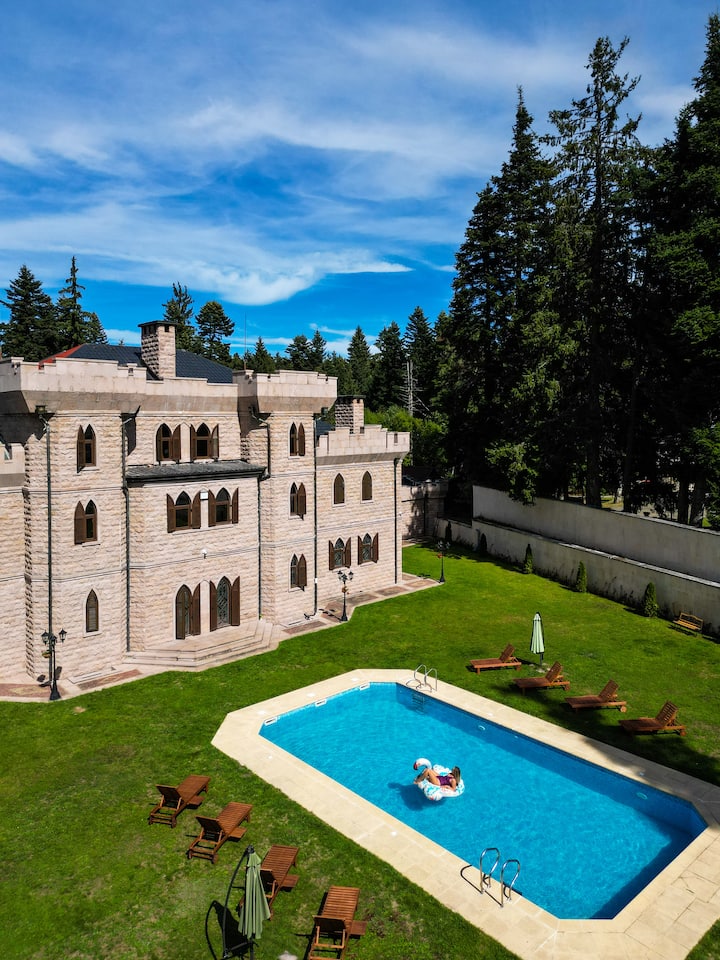 Private Castle For 10 • Spa • Pool • Fireplace - Bulgaria