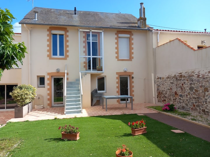 Le 16 Les Sables D'olonne/arago - Olonne-sur-Mer