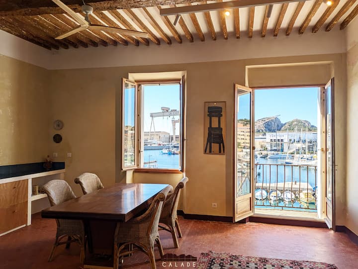 La Calade Appartement Surplombant Le Vieux Port - La Ciotat