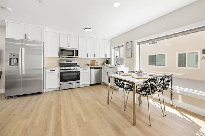 3768-gorgeous North Park Space - Tierrasanta - San Diego