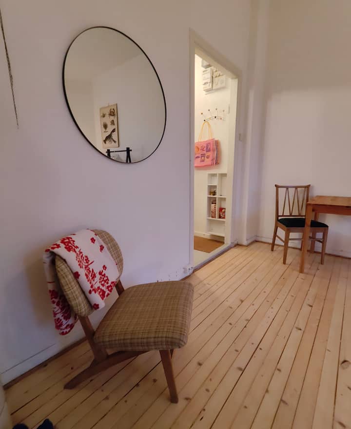 Lovely And Unique Vintage Studio In Kallio - Helsinki