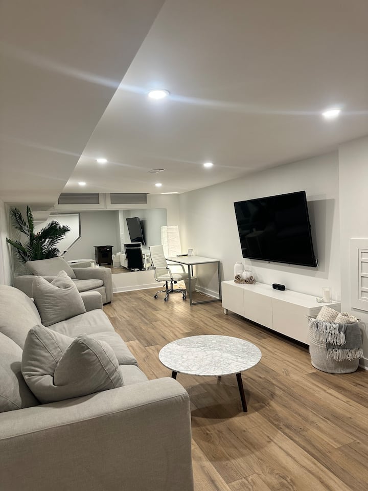 Ultimate Cozy Corner - Ottawa