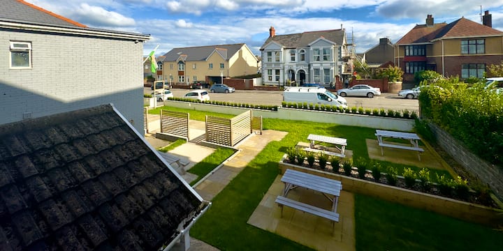 "Your Seaside Escape" - Llanelli