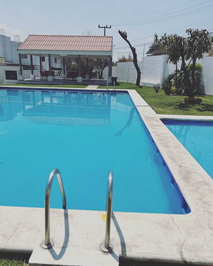Casa Con Gran Ubicación - Jiutepec