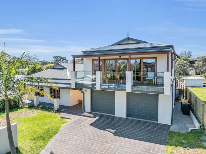 Heart Of Long Point - Merimbula
