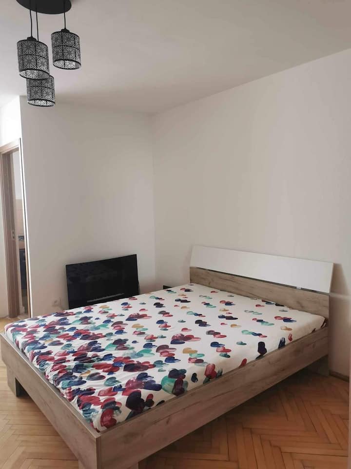 Studio Flat For Rent - Pitești