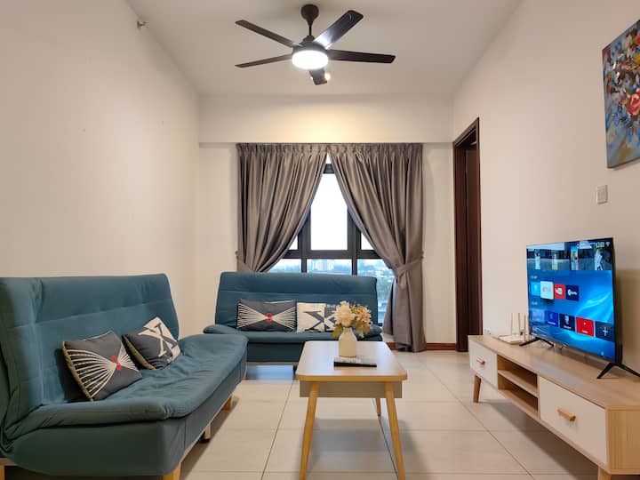 Near Airport|freeparking|kavenue|family Room 6 Pax - Kinarut