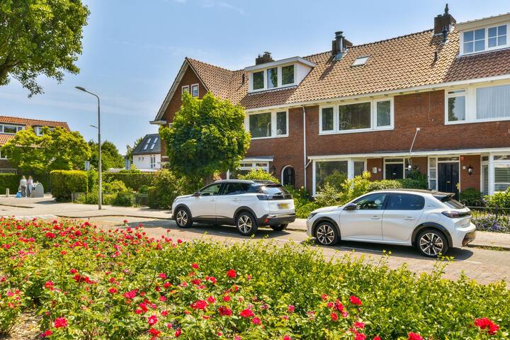 Charming House Next To Amsterdam - Aalsmeer