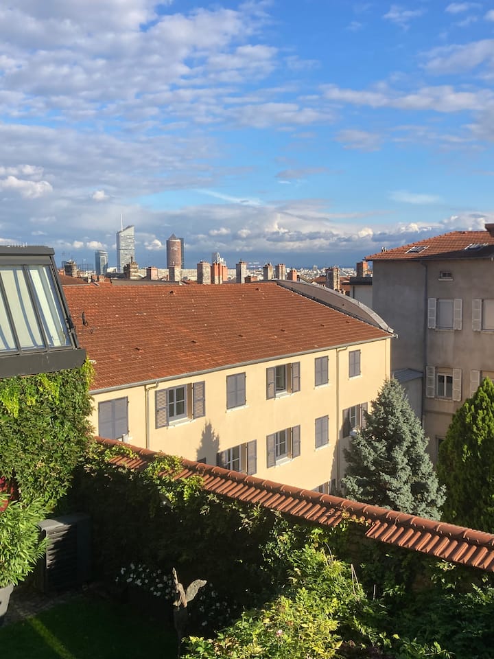 Le Chaleureux Et Cosy - Hôtel De Ville - Dardilly