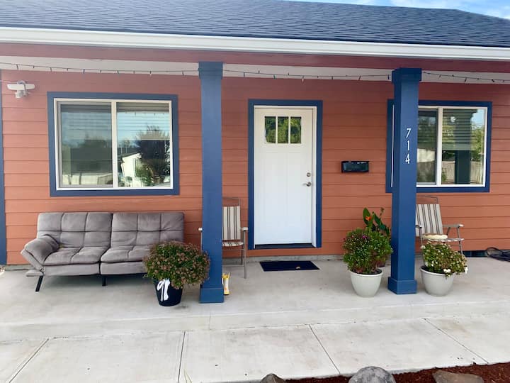 Cozy Guesthouse. - Springfield, OR