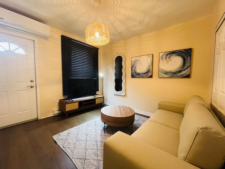 3-br Retreat: Walk To River & Close To Downtown - Lasalle