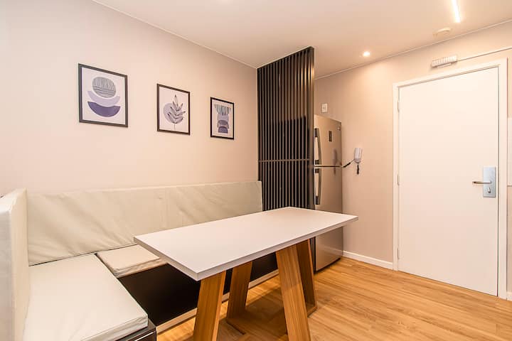 Apto 2 Quartos Com Varanda E Ar-condicionado - Brasília