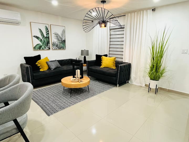 Casa Luxxe Zona Comercial. - San Luis Río Colorado