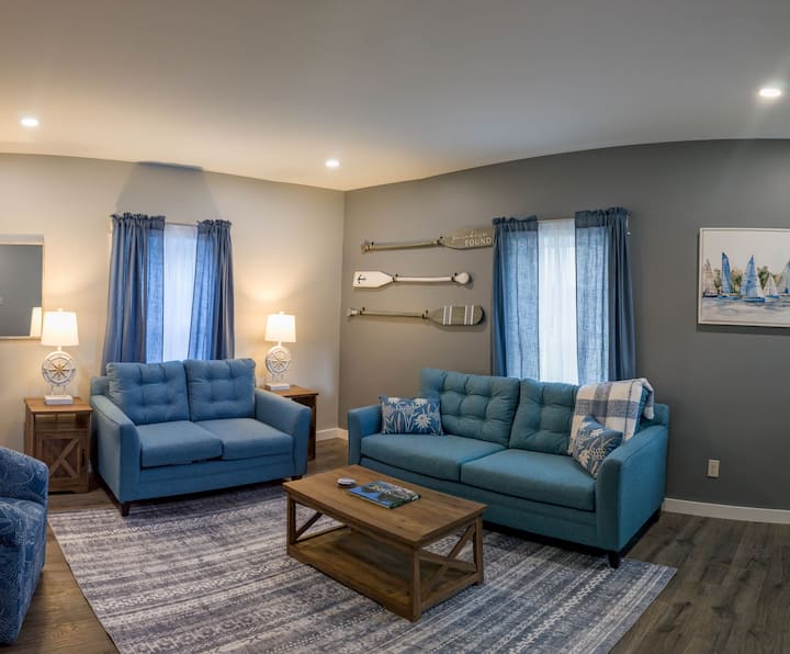 Newly Renovated Acadia Apartment Maple Street - Acadia National Park