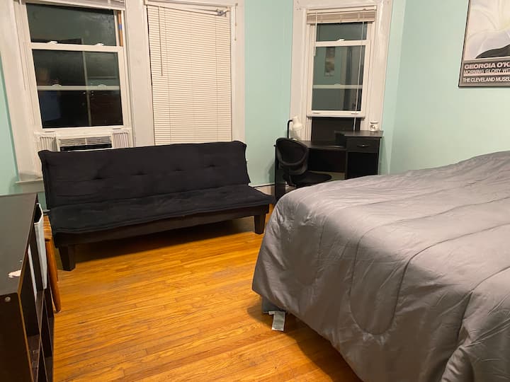 Wonderful Room-great Location! - Syracuse, NY