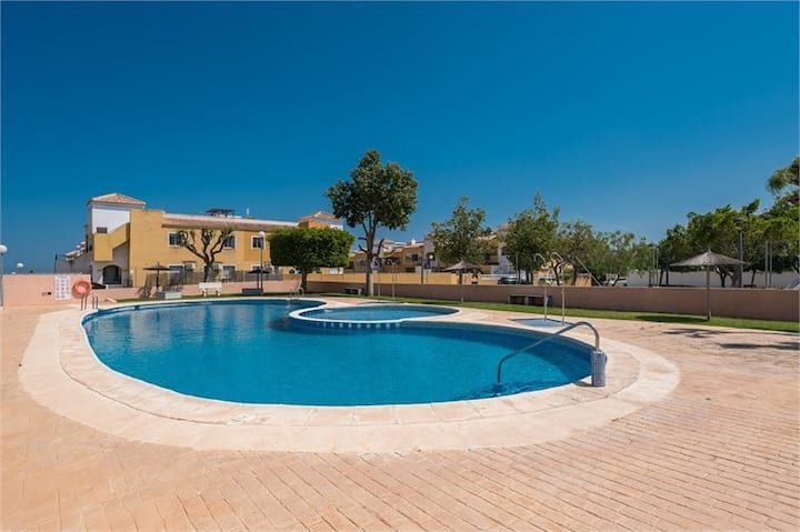Stunning Townhouse In La Herrada - Los Montesinos