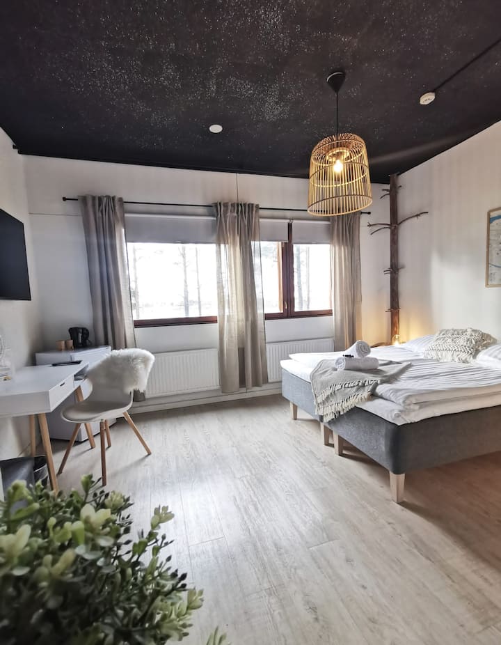 Hotellihuone 2 Hh Järvinäköala Sisältää Aamiaisen - Kuusamo