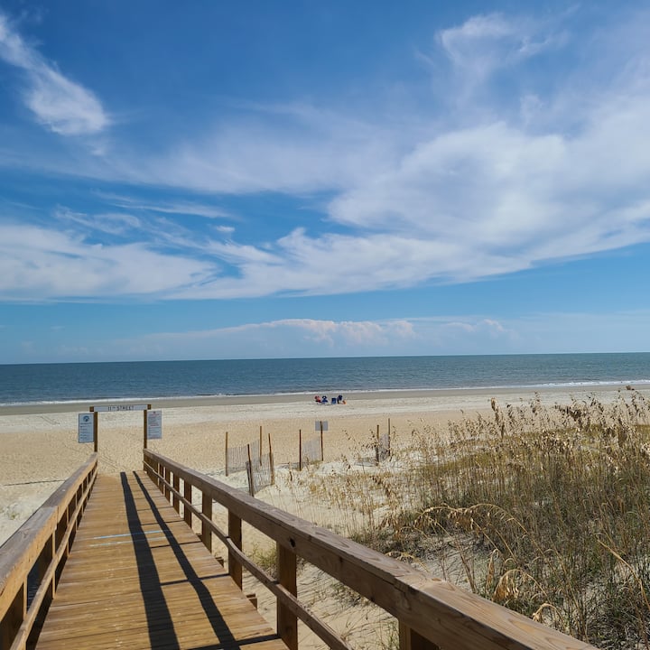 Apt A ~ Beached Well ~ Steps To The Beach - Tybee Island, GA