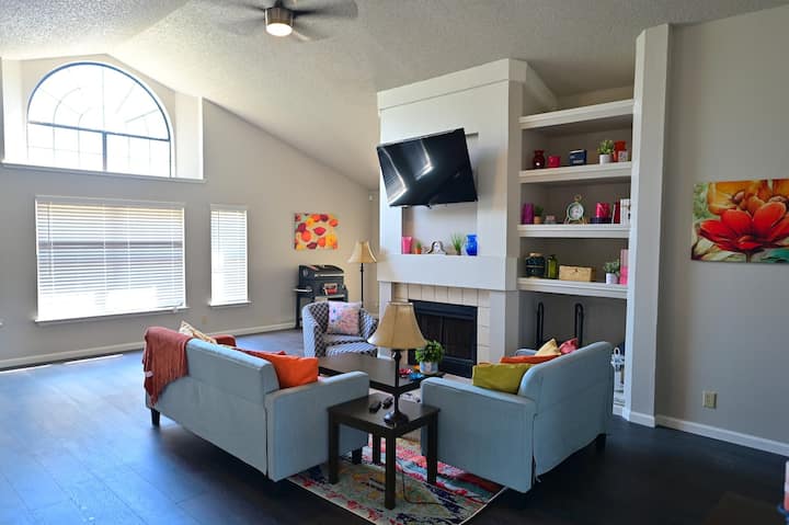 Heated 3br Furnished Wifi Laundry Fort Sam - Universal City, TX