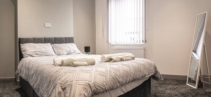 Double Bedroom, Stoke-on-trent. - Stoke-on-Trent