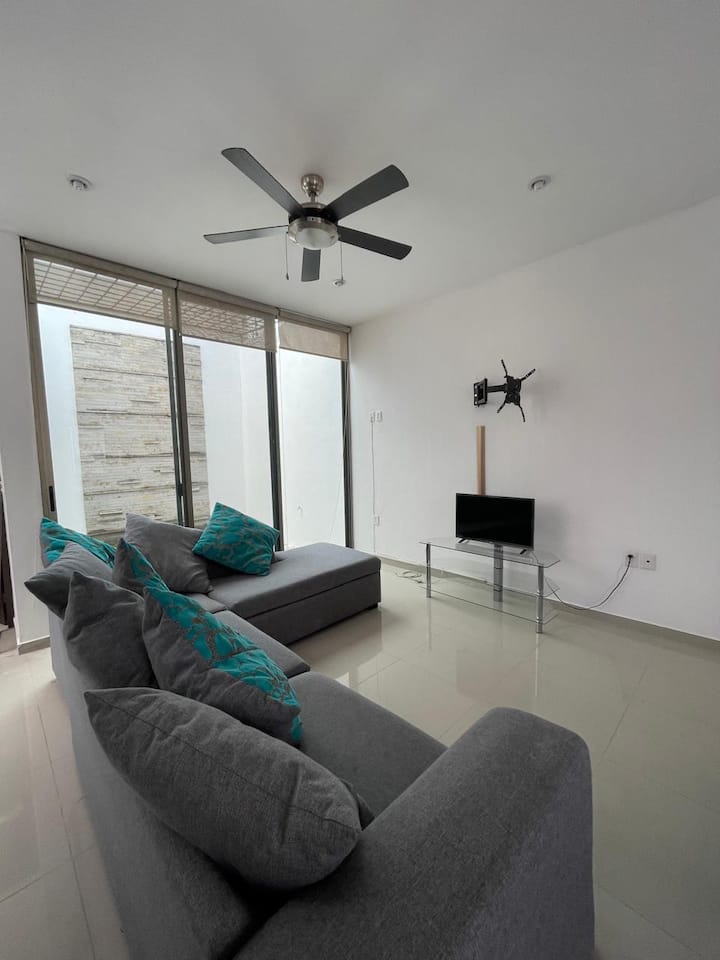 Casa En Villa De ÁLvarez, Colima - Colima