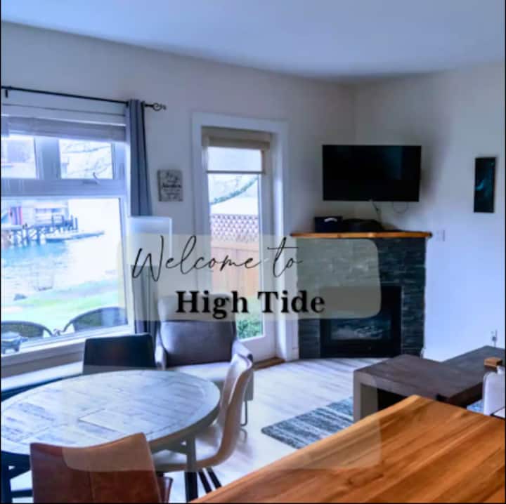 High Tide - Waterfront Bachelor - Tofino