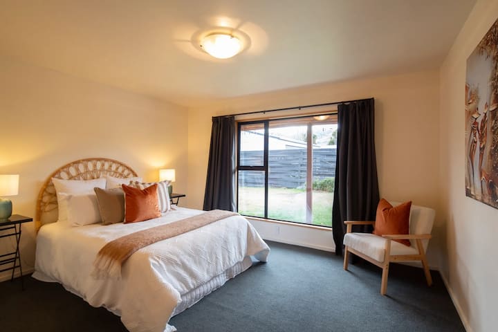 Bright And Airy Home, Ideal For Families - Queenstown