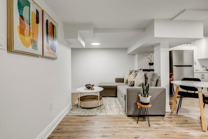 Cozy 1 Br Apt|tv|workstation|kitchenette|parking - Mississauga