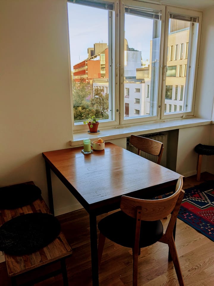 Artistic 2-bedroom Full Of Light - Helsinki