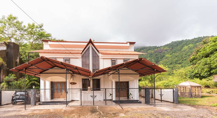 Royal Crest Villa - Karjat