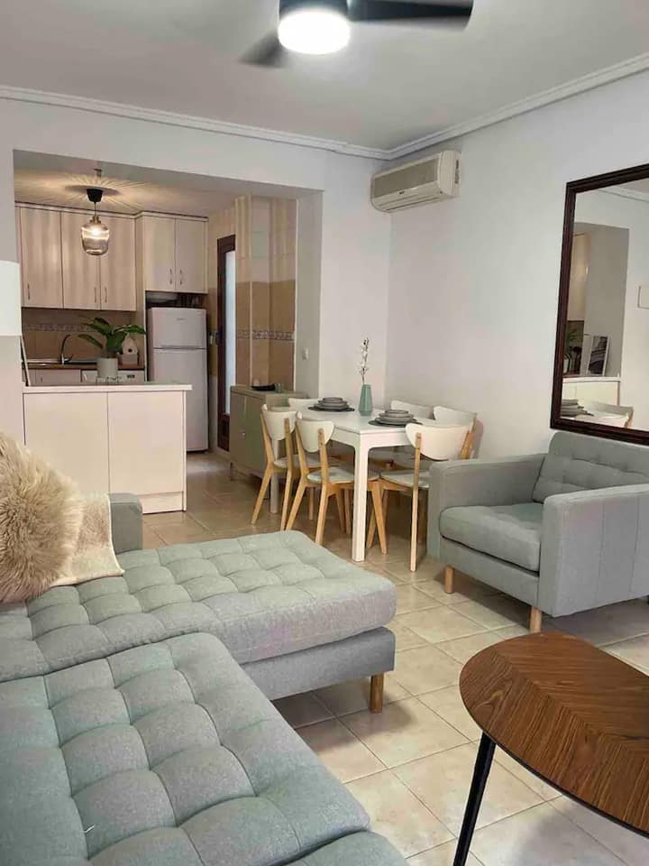 3-bedroom Apartment With Pool In Torrevieja - Torrevieja