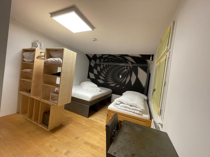 Privatzimmer 3 Bett Mit Dusche Wc Tv Ohne Kochen - Rapperswil-Jona